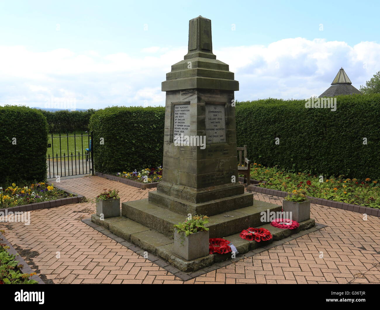 War memorial Culross Fife Scotland May 2016 Stock Photo - Alamy