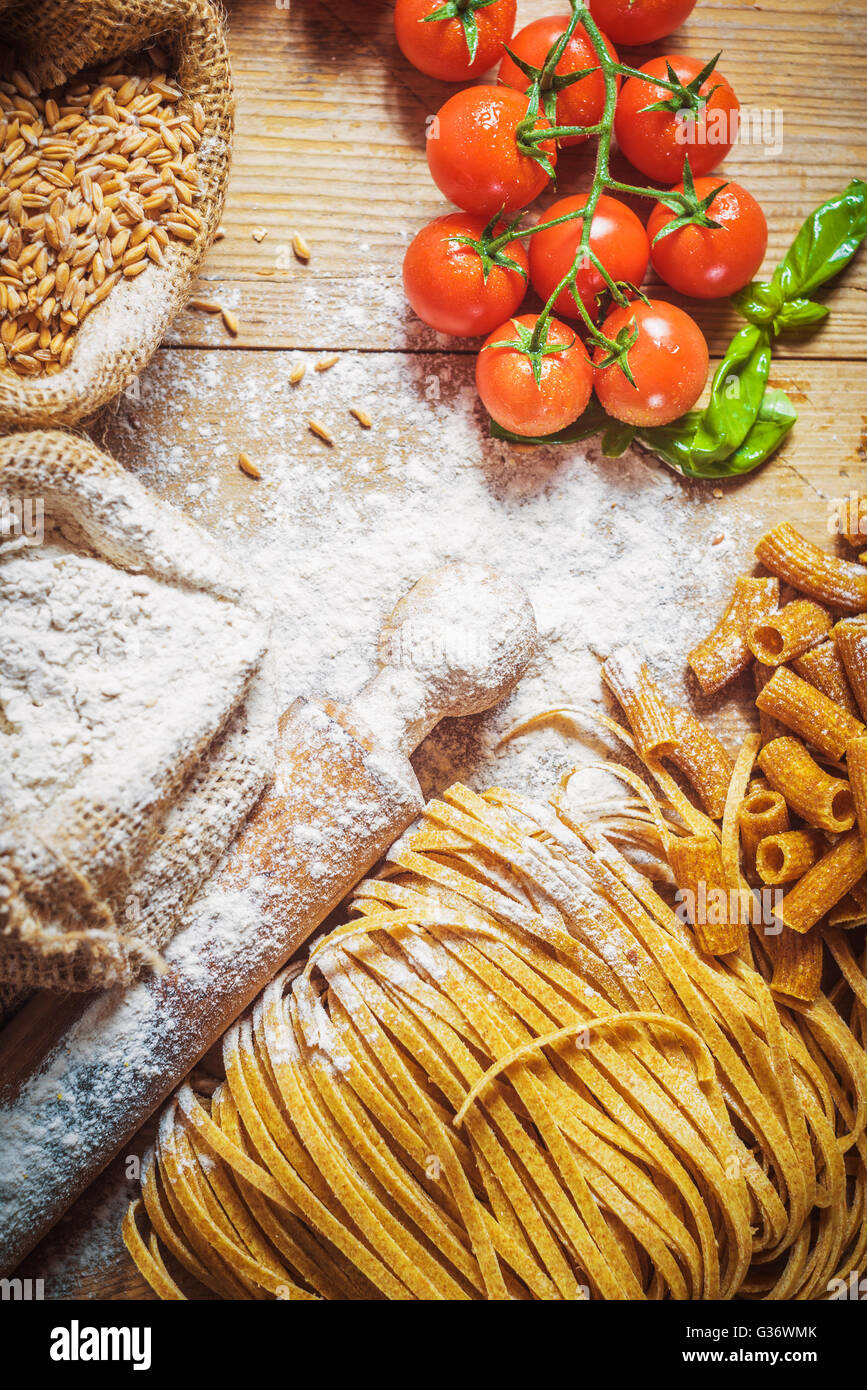 Pasta integral with ingredient Stock Photo - Alamy