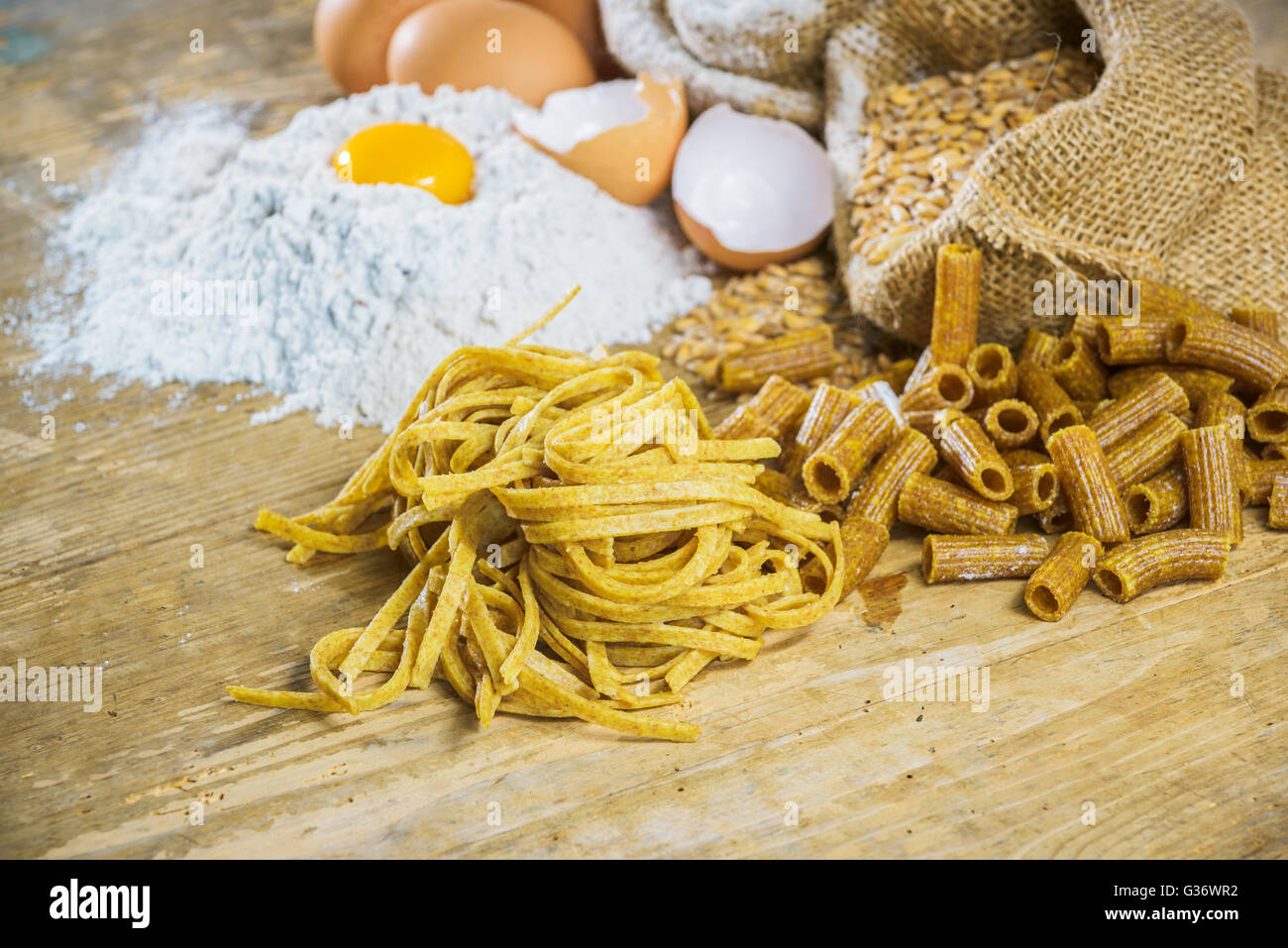 Pasta integral with ingredient Stock Photo - Alamy