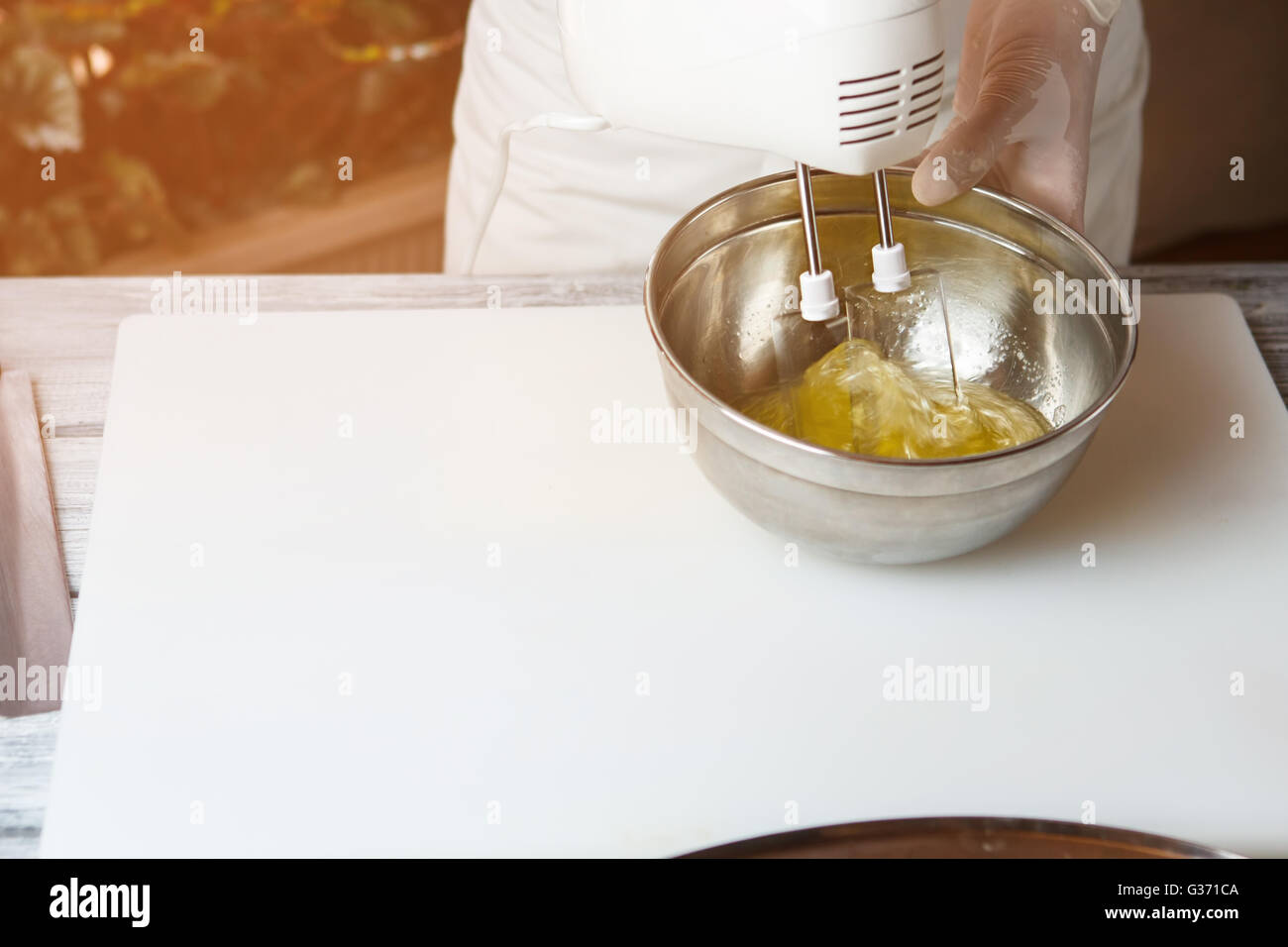 Professional food mixer hi-res stock photography and images - Alamy