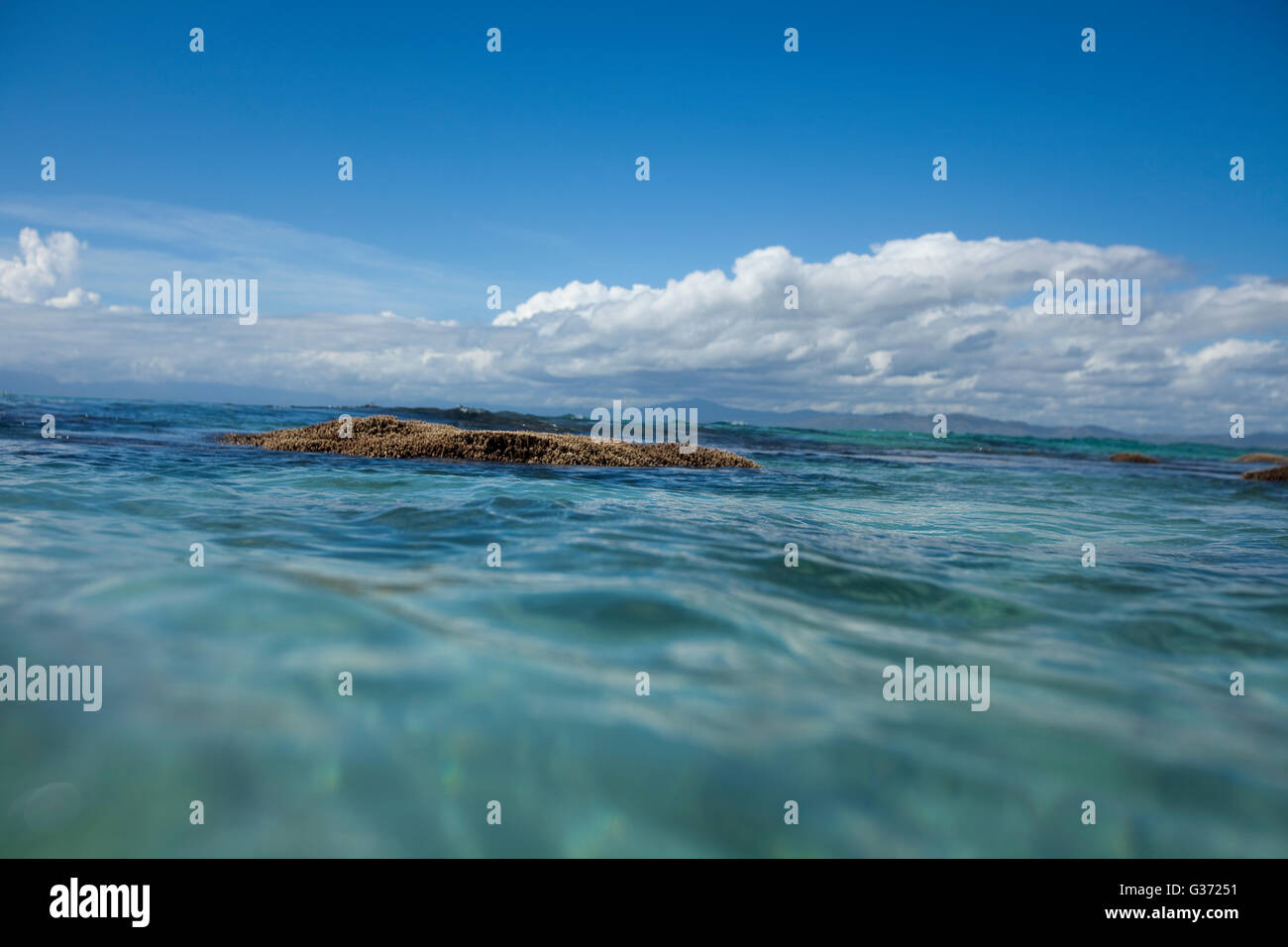 Namotu lefts hi-res stock photography and images - Alamy