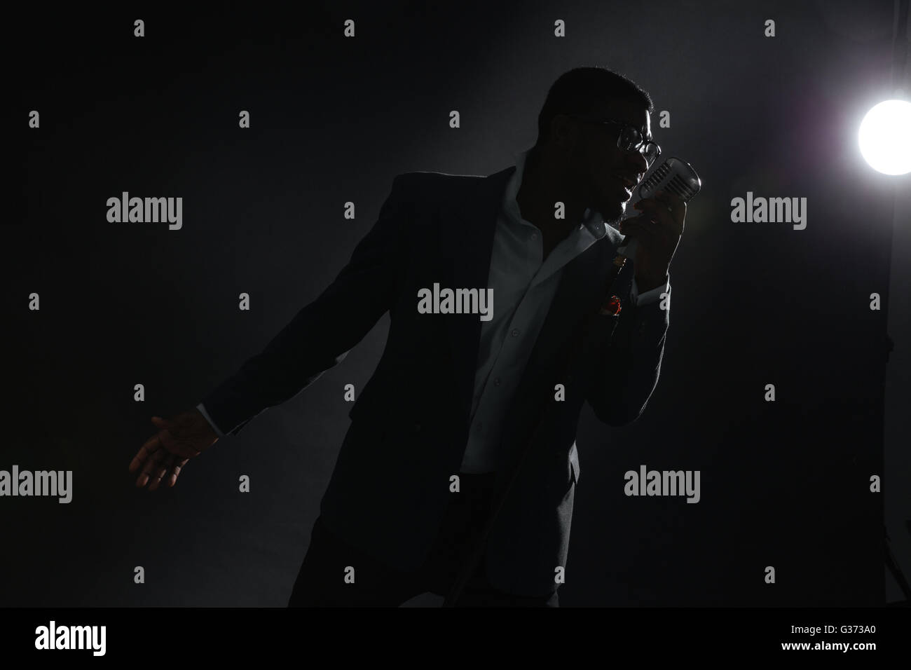 Black singer with afro hi-res stock photography and images - Alamy