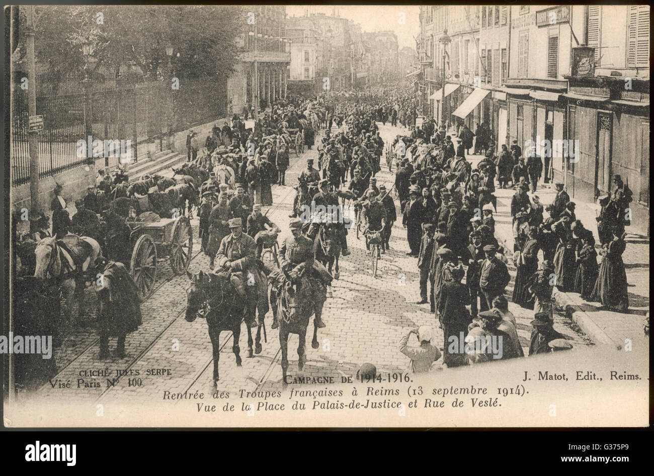 FRENCH TROOPS RETREAT Stock Photo - Alamy