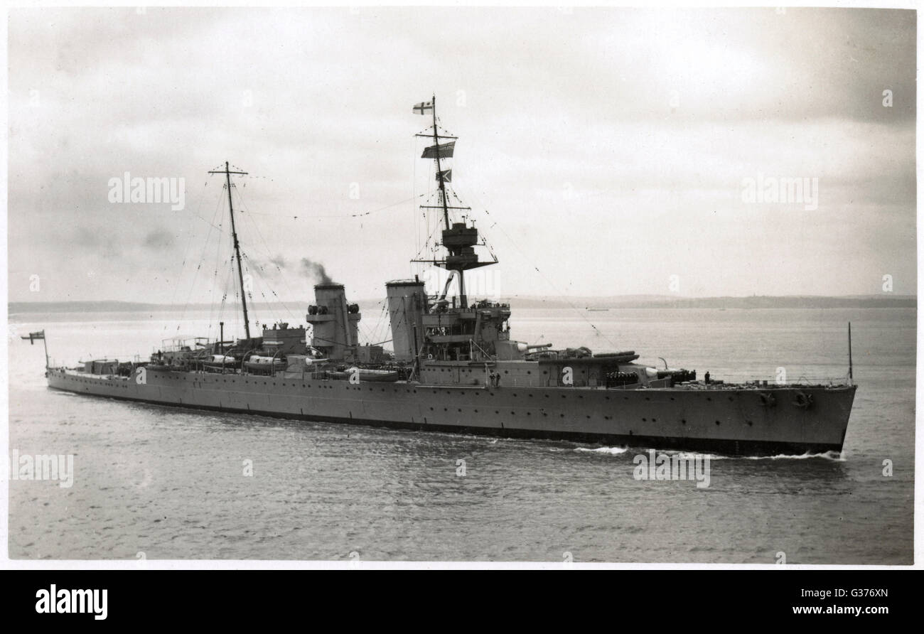 Hms cruiser hi-res stock photography and images - Alamy