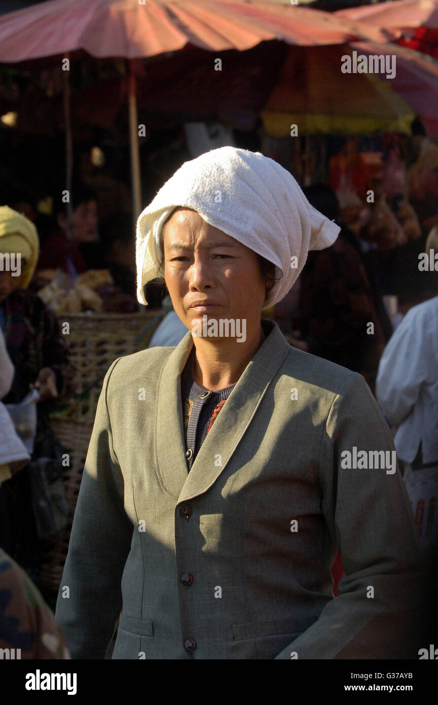 Asia, Middle East, Myanmar, Market Kengtung, women in traditional dress ...