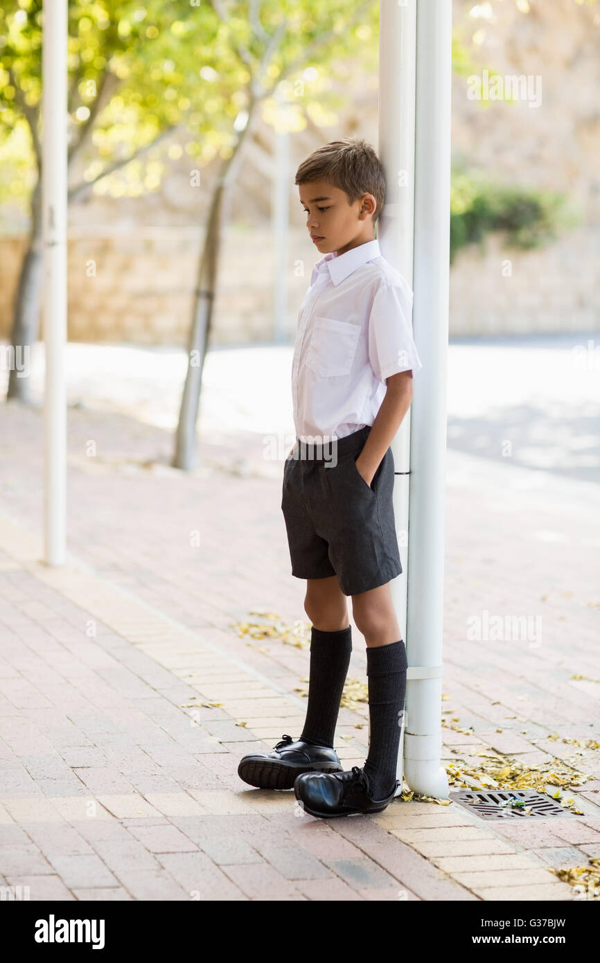 Leaning back on hands hi-res stock photography and images - Alamy