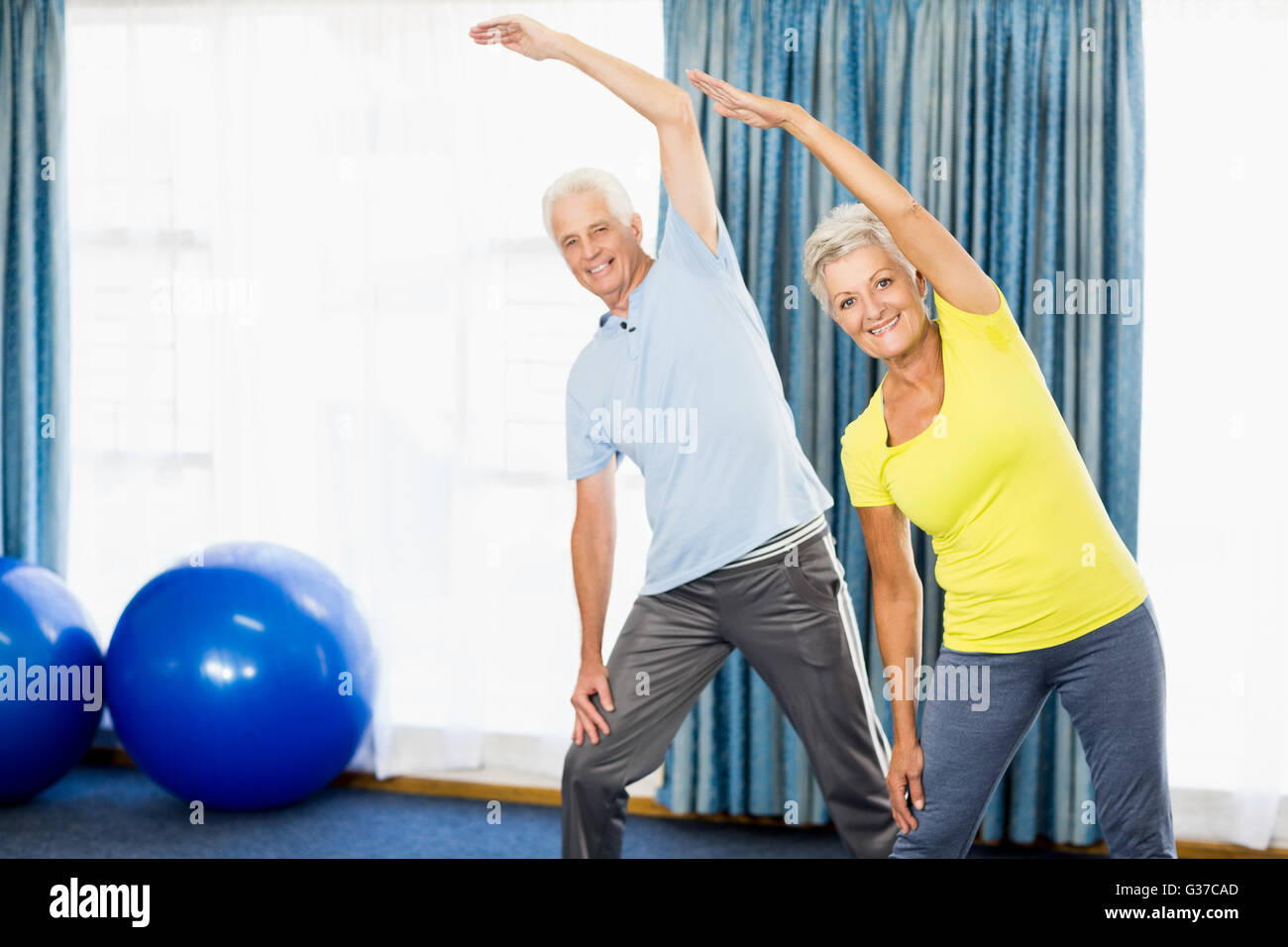 Exercises hi-res stock photography and images - Alamy