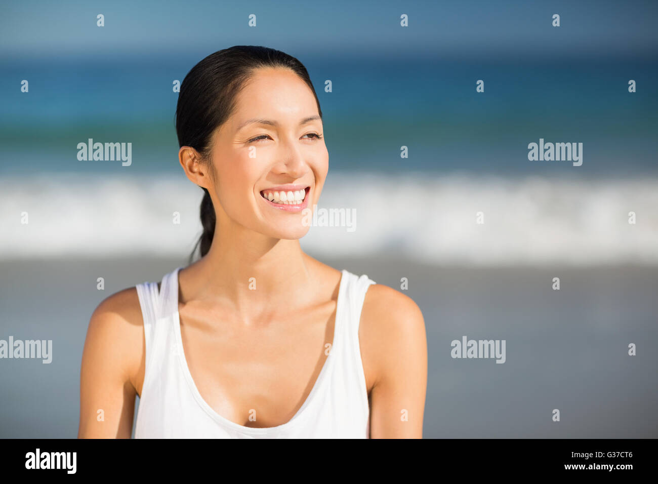 Portrait of beautiful woman smiling Stock Photo - Alamy