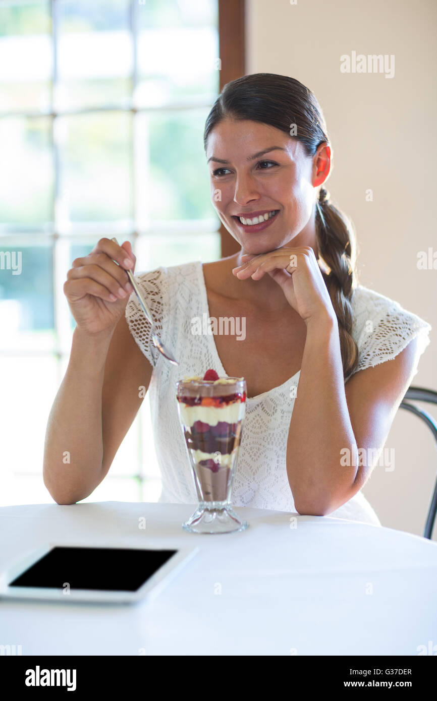 Woman and dessert hi-res stock photography and images - Alamy