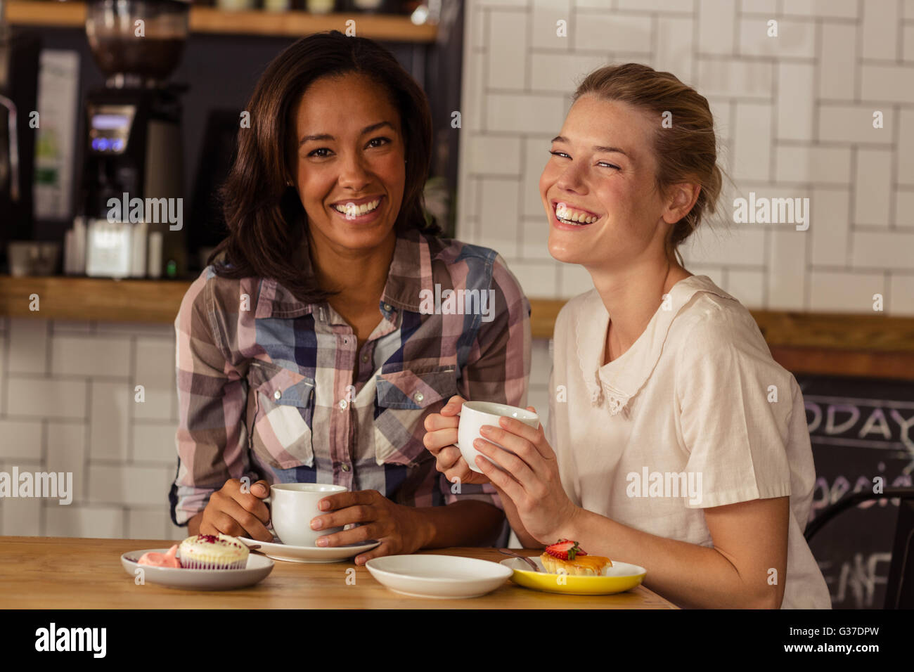 Two customers hi-res stock photography and images - Alamy