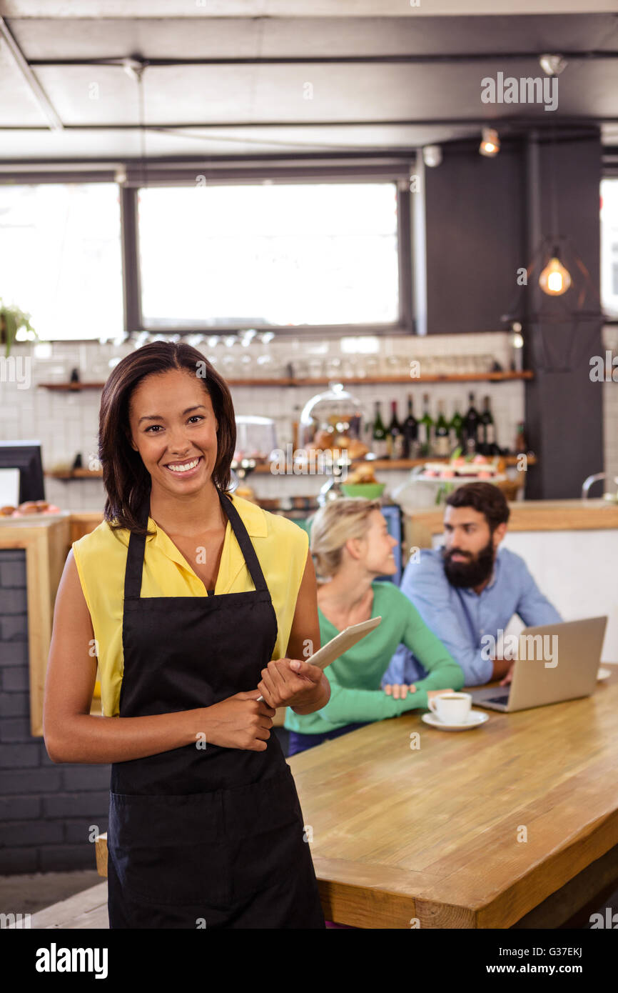 Waitress with tablet hi-res stock photography and images - Alamy