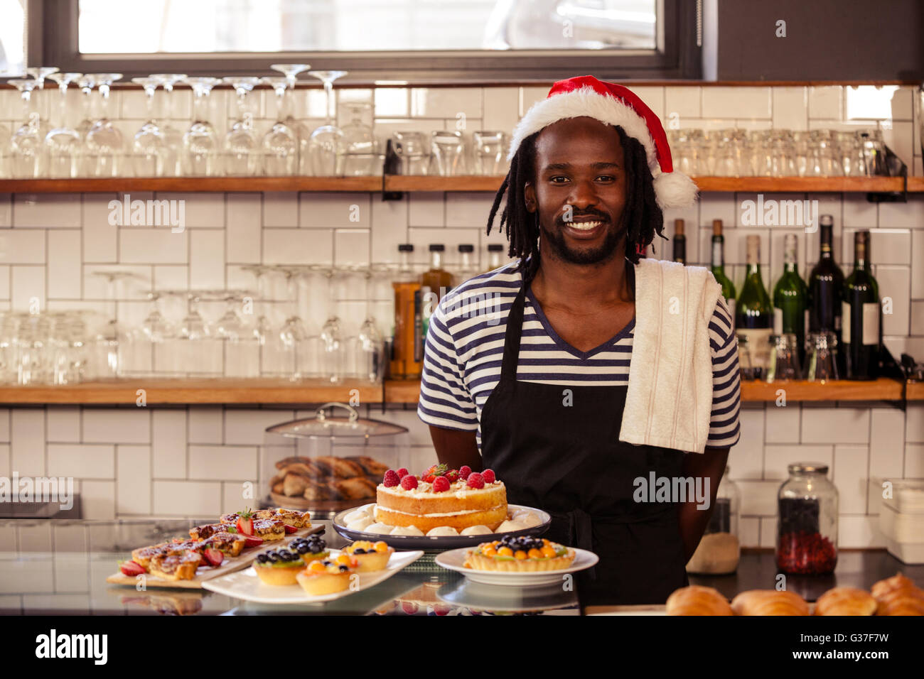 Christmas shop worker hi-res stock photography and images - Alamy