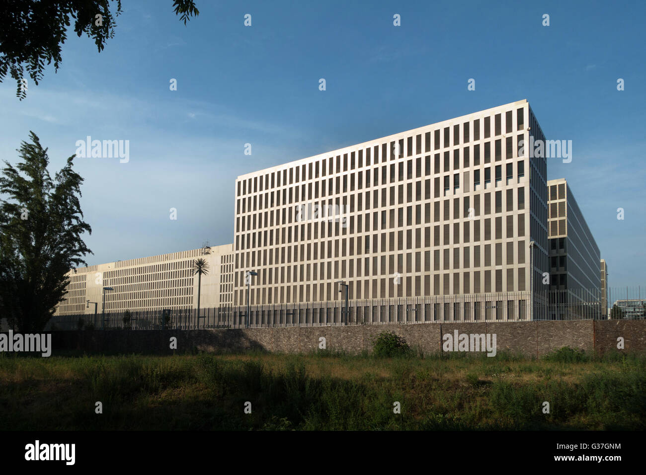Headquarters of the bnd headquarters of the federal intelligence ...