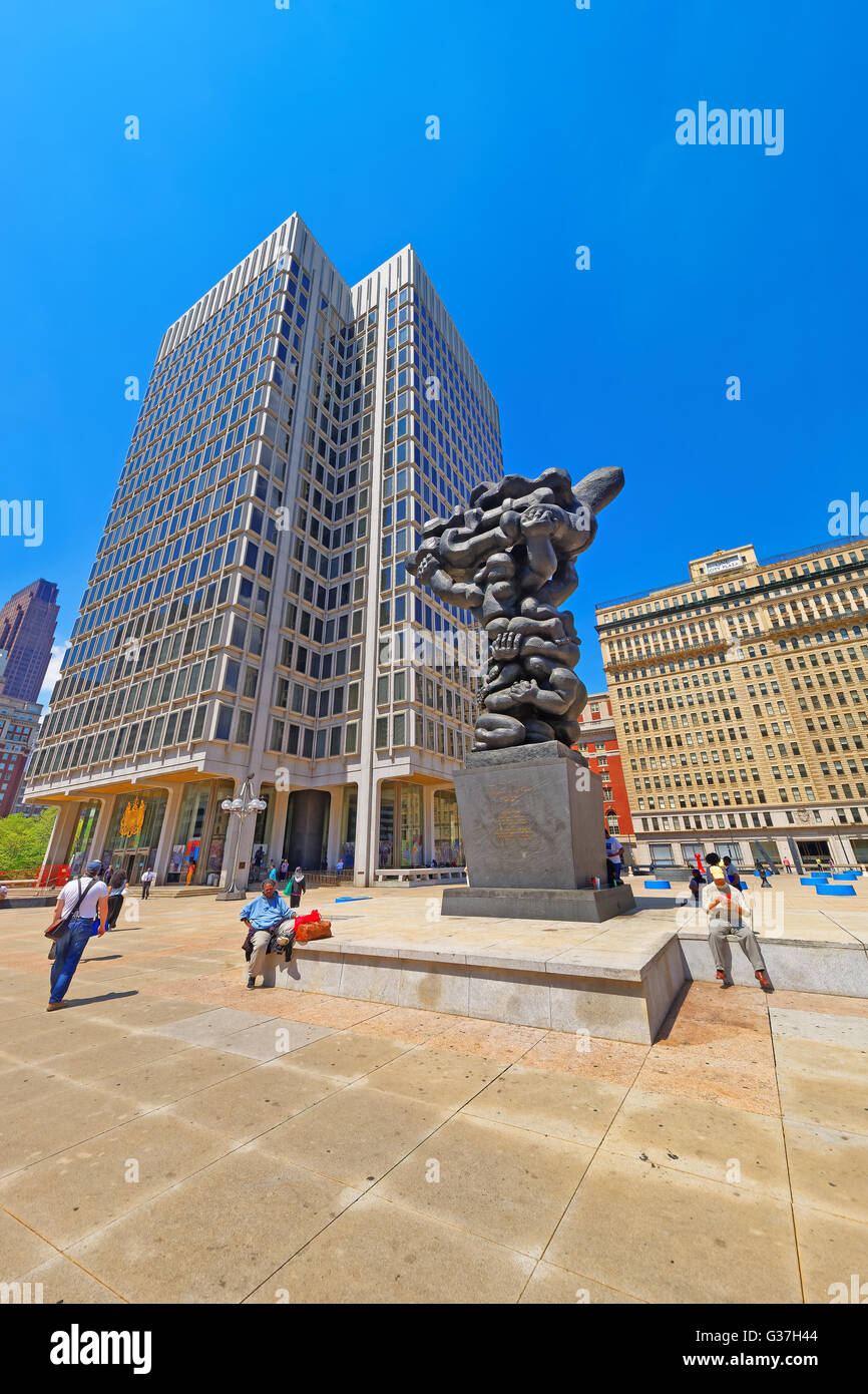 Philadelphia municipal services building hi-res stock photography and ...