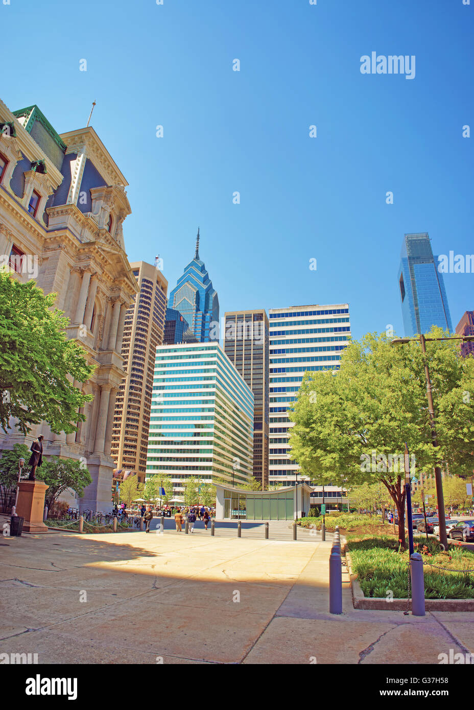 Penn Square and Penn Center and skyline of skyscrapers in Philadelphia ...