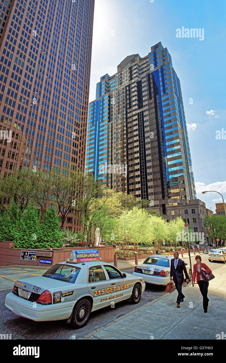 Penn center square tourist people skyline skyscraper site modern hi-res ...