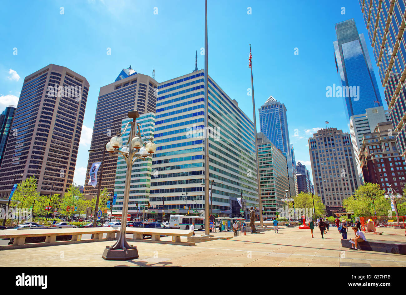 Penn center square tourist people skyline skyscraper site modern hi-res ...
