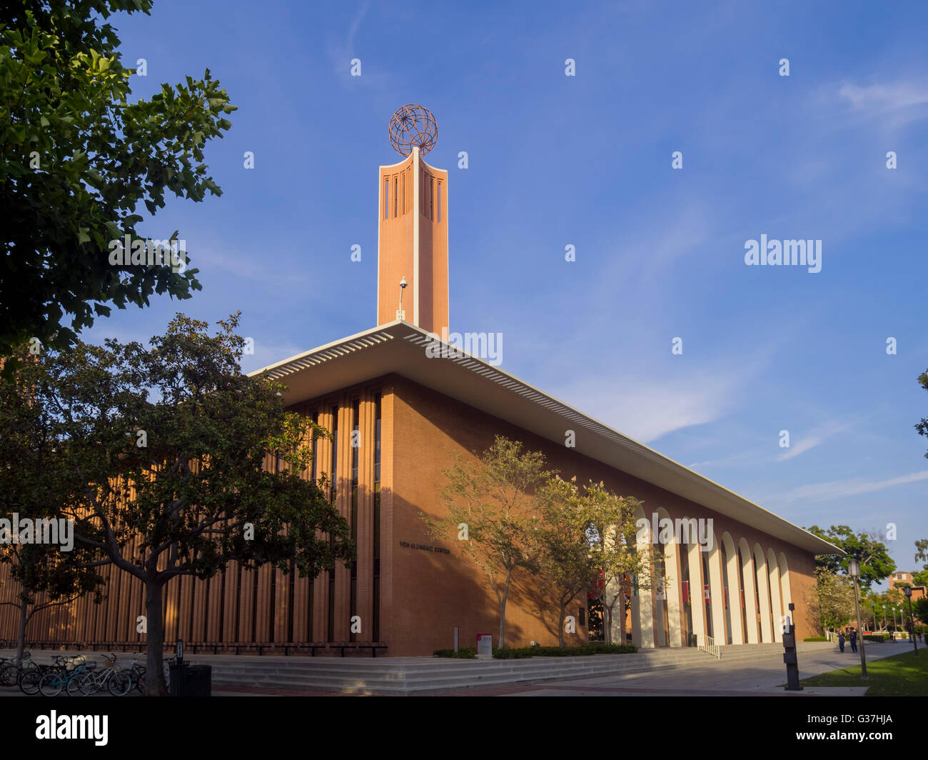 JUL 29, Los Angeles: Campus of the University of Southern California on ...
