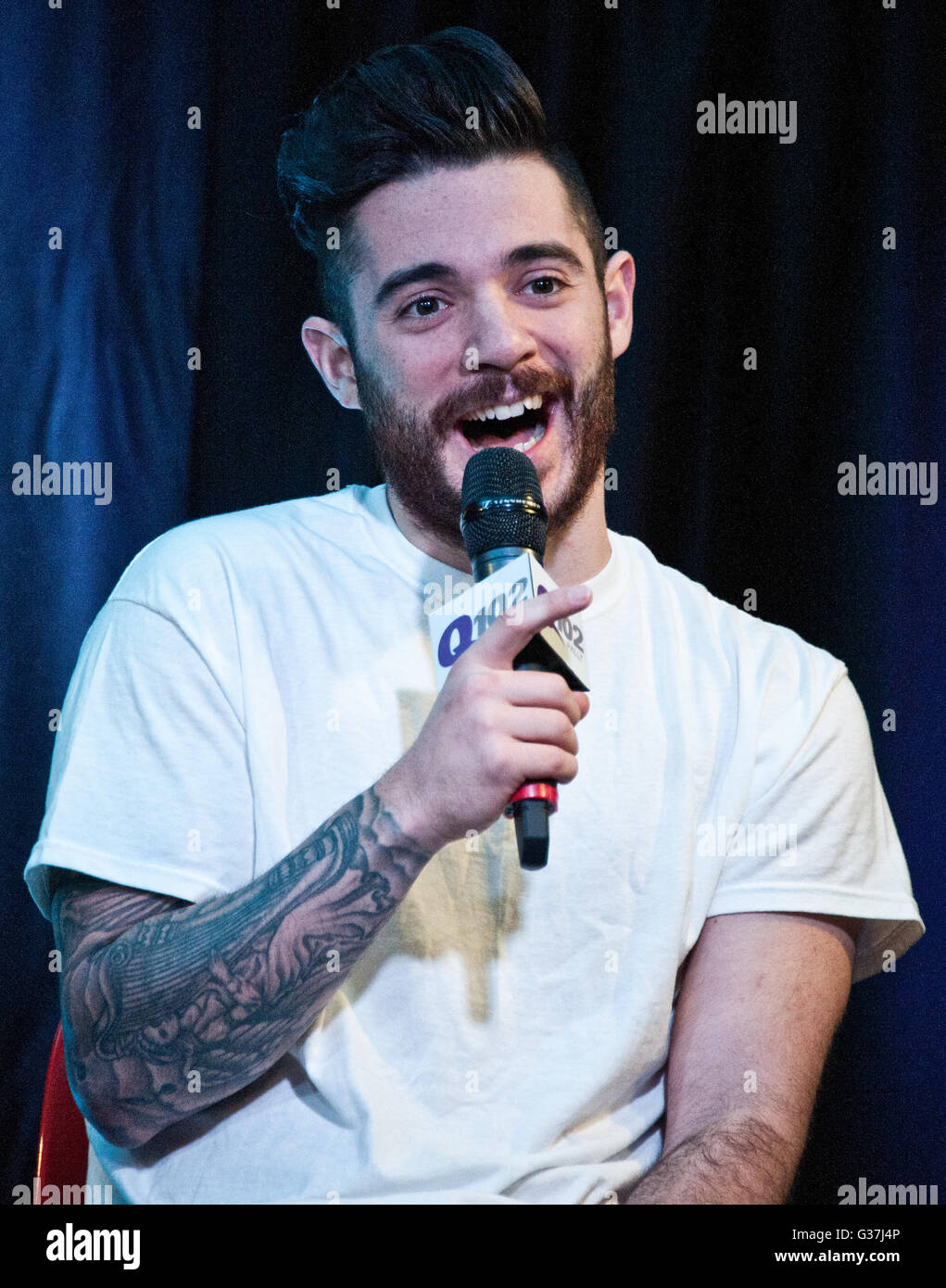 Jon bellion singer hi-res stock photography and images - Alamy