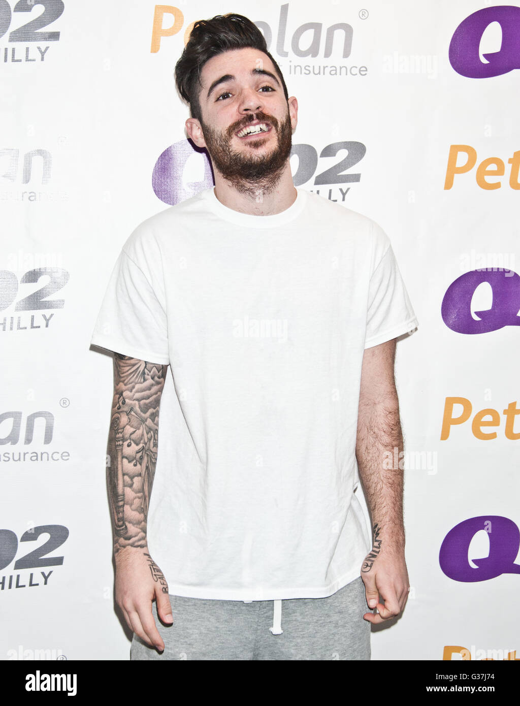 Jon bellion singer hi-res stock photography and images - Alamy