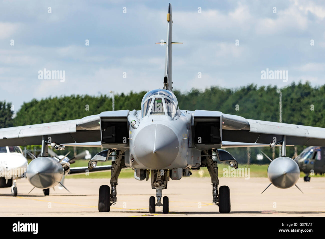 Royal Air Force (RAF) Panavia Tornado GR4 ZA606 of XV (Reserve ...