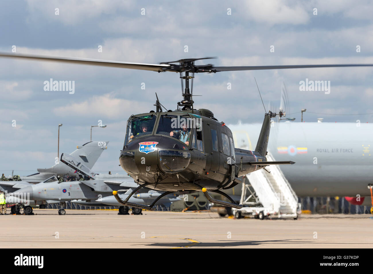 Uh 1 helicopter vietnam hi-res stock photography and images - Alamy