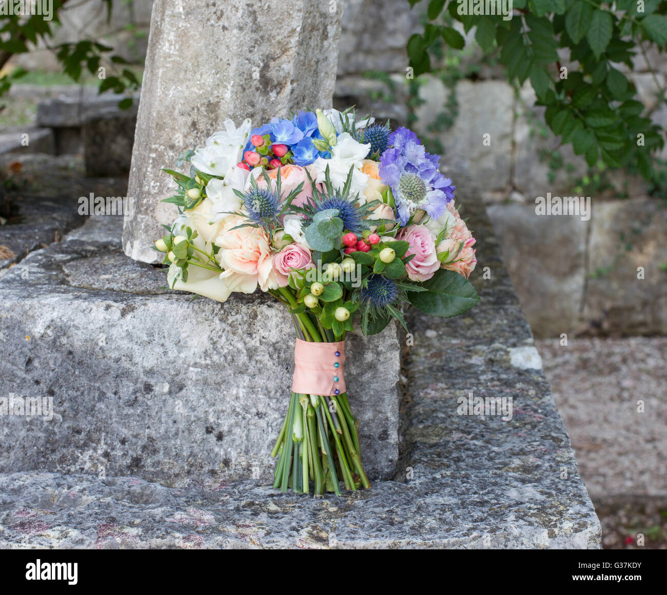 Live bouquet hi-res stock photography and images - Alamy