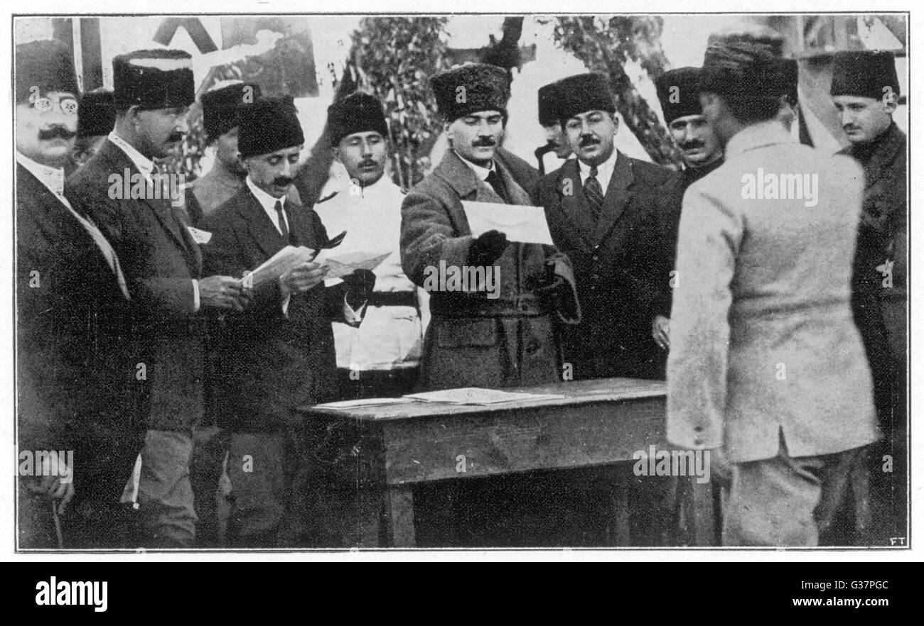 Kemal ataturk hi-res stock photography and images - Alamy