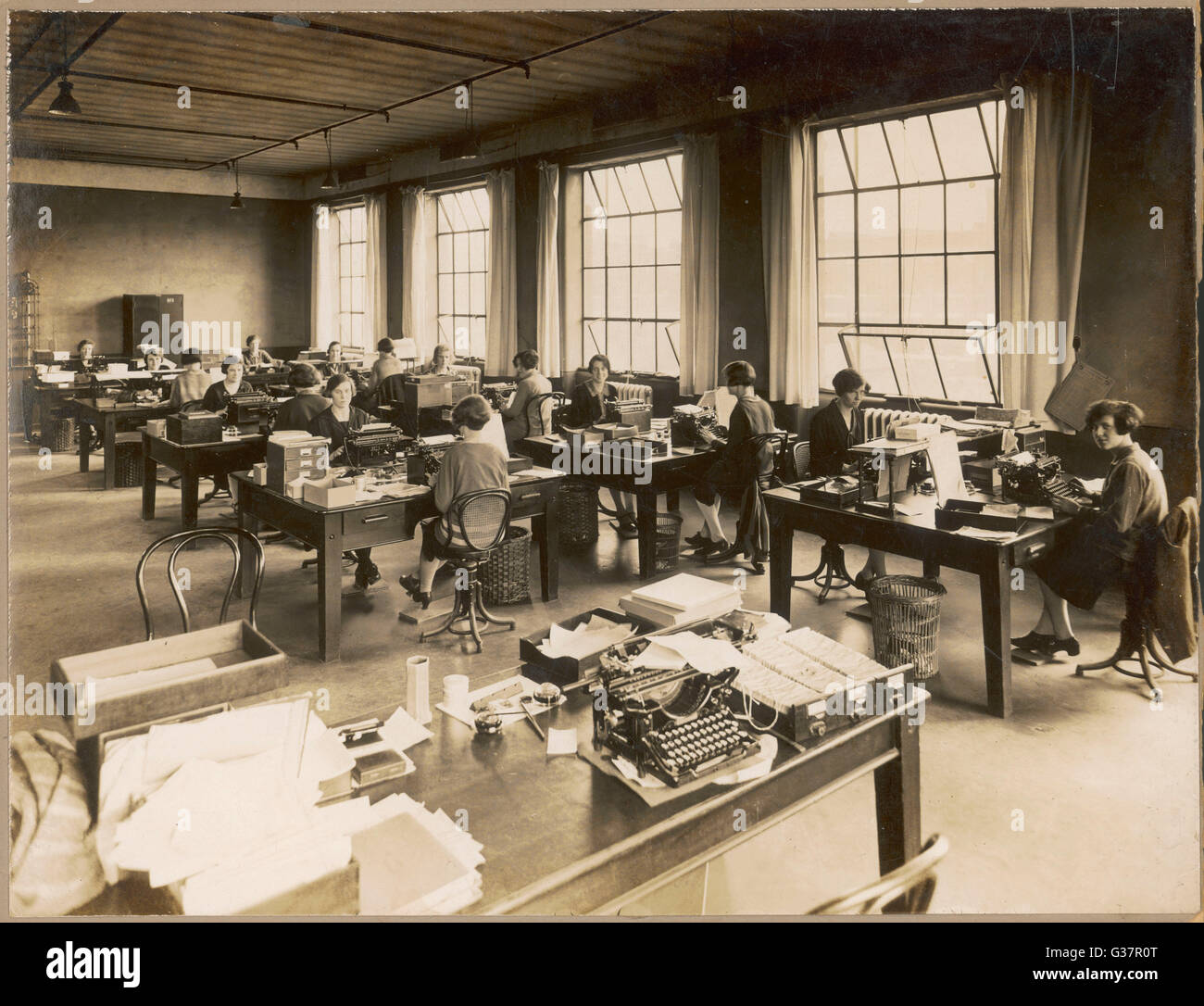 Invoicing hi-res stock photography and images - Alamy