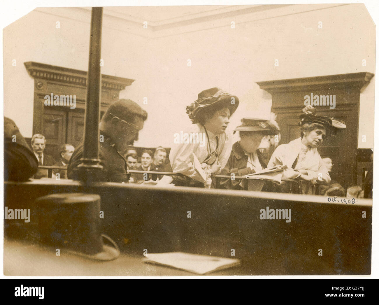 Women's rights: the rush trial, 1908 Stock Photo - Alamy