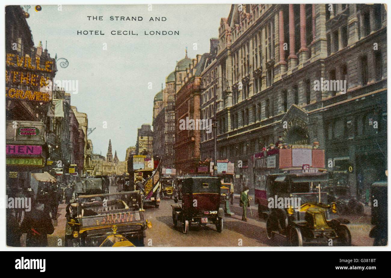 Strand street hi-res stock photography and images - Alamy
