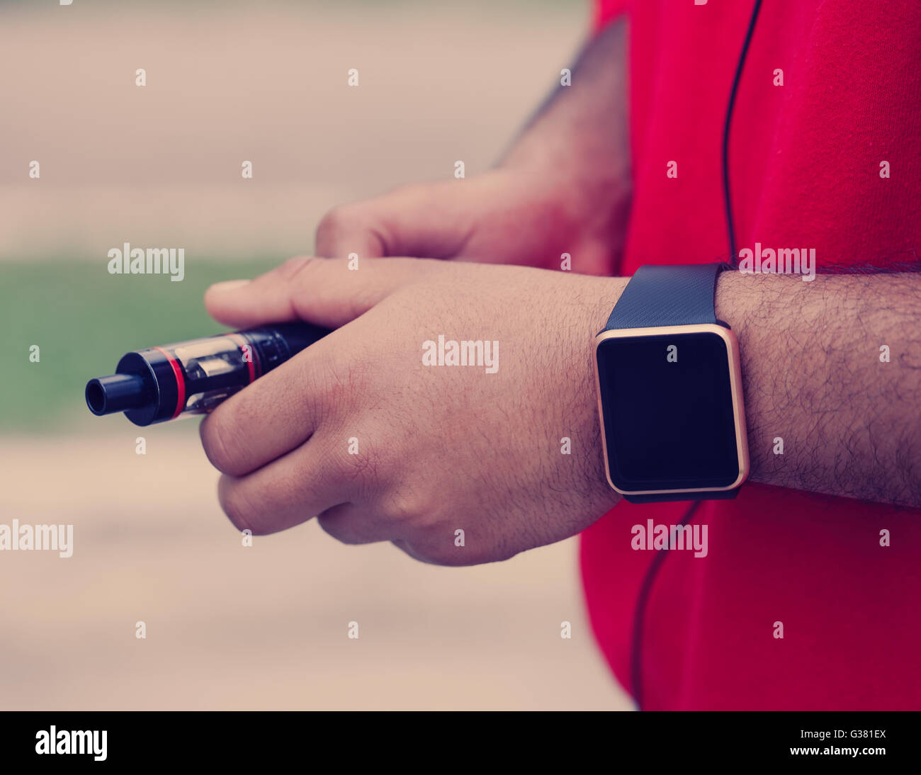 Fashion model smoking cigarette hi-res stock photography and images - Alamy