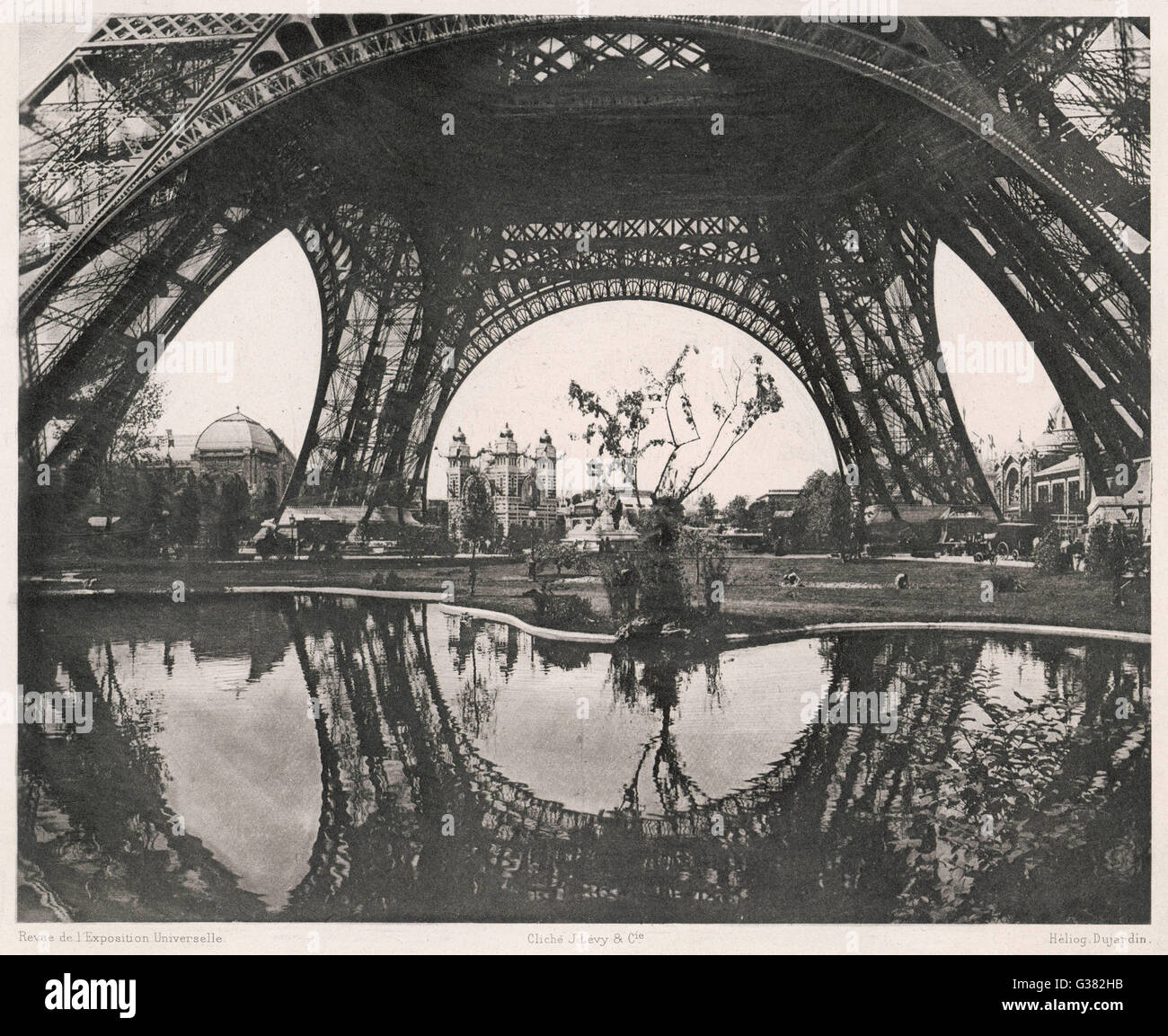 PARIS/EIFFEL TOWER 1889 Stock Photo - Alamy