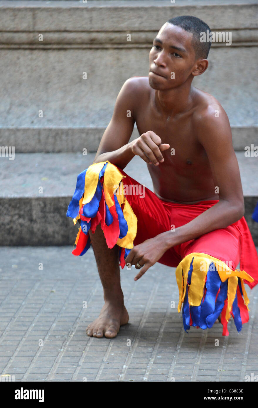 Street performer in Cartagena Colombia Stock Photo - Alamy
