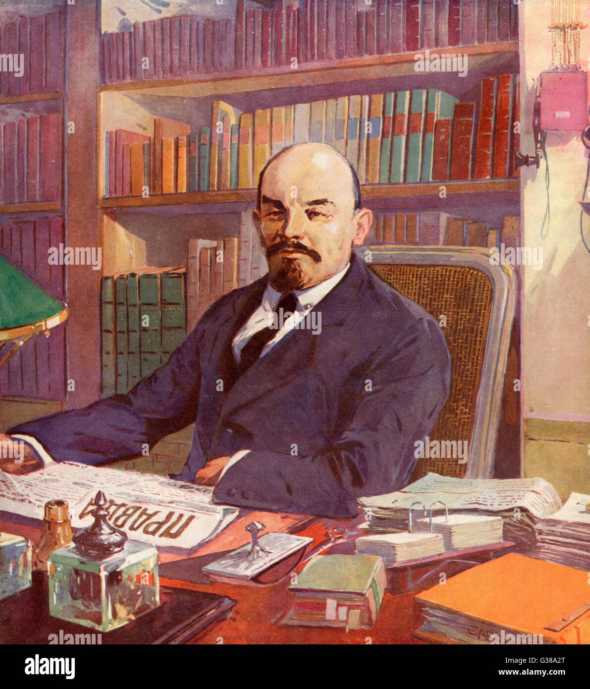 Lenin at a deck Stock Photo - Alamy