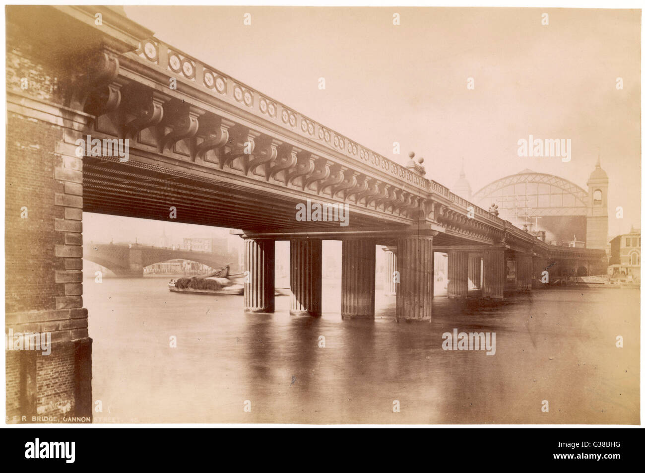 CANNON STREET BRIDGE Stock Photo - Alamy