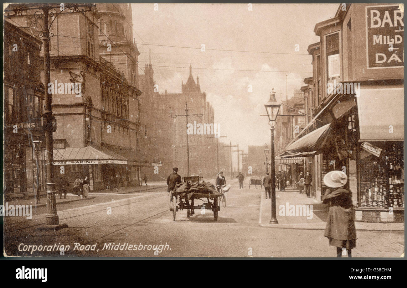 Street scene durham hi-res stock photography and images - Alamy