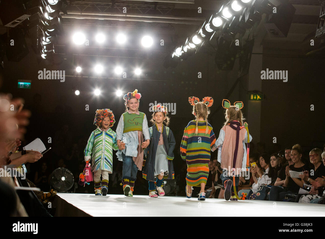 During the kids fashion show hi-res stock photography and images - Alamy