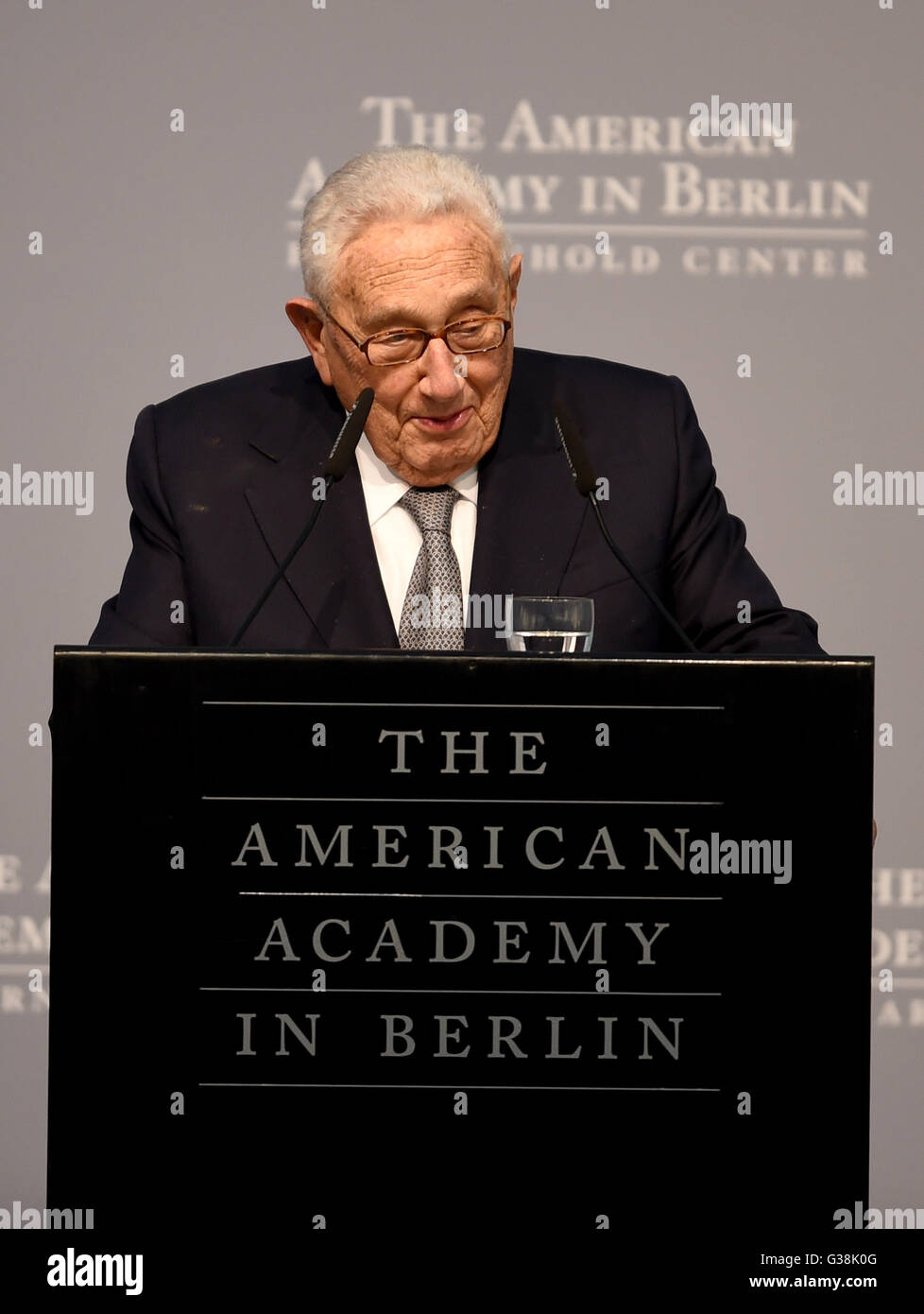 Former us ambassador to germany hi-res stock photography and images - Alamy