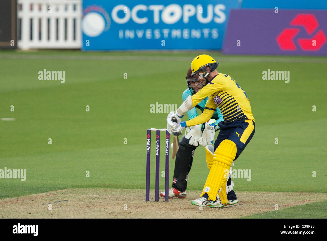 Jimmy the cricket hi-res stock photography and images - Alamy