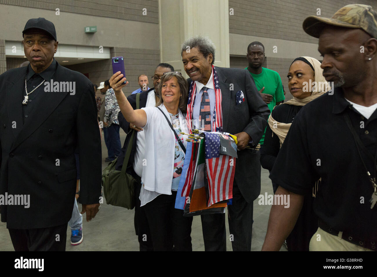 Islamic funeral prayer hi-res stock photography and images - Alamy