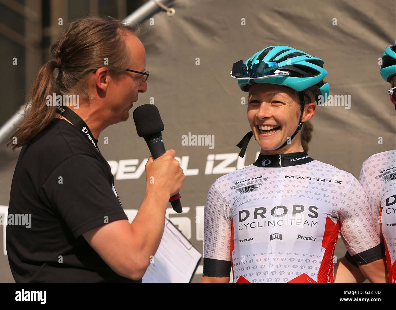 Jennifer george cycling hi-res stock photography and images - Alamy