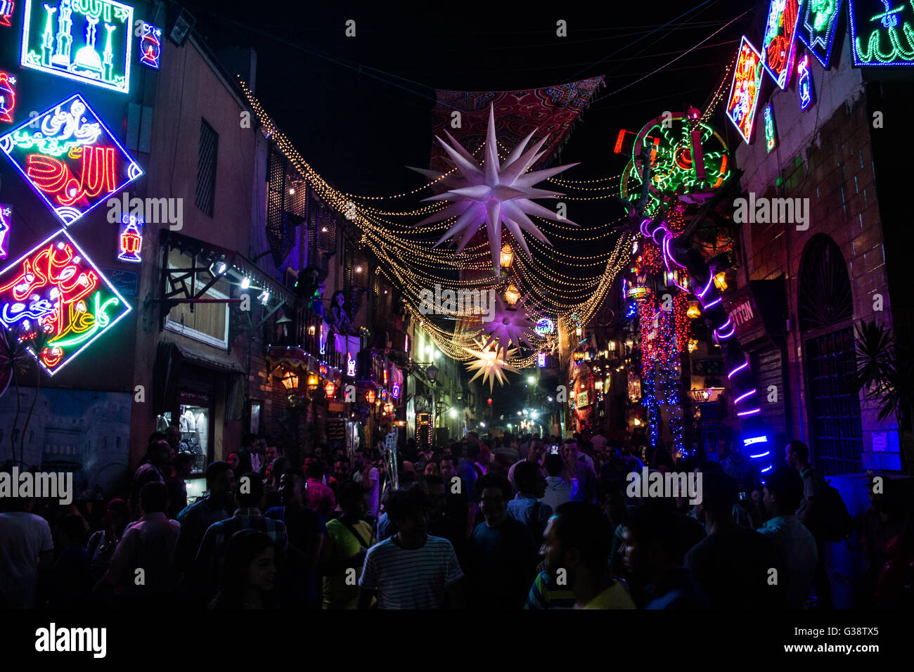 Cairo egypt 9th june 2016 hi-res stock photography and images - Alamy