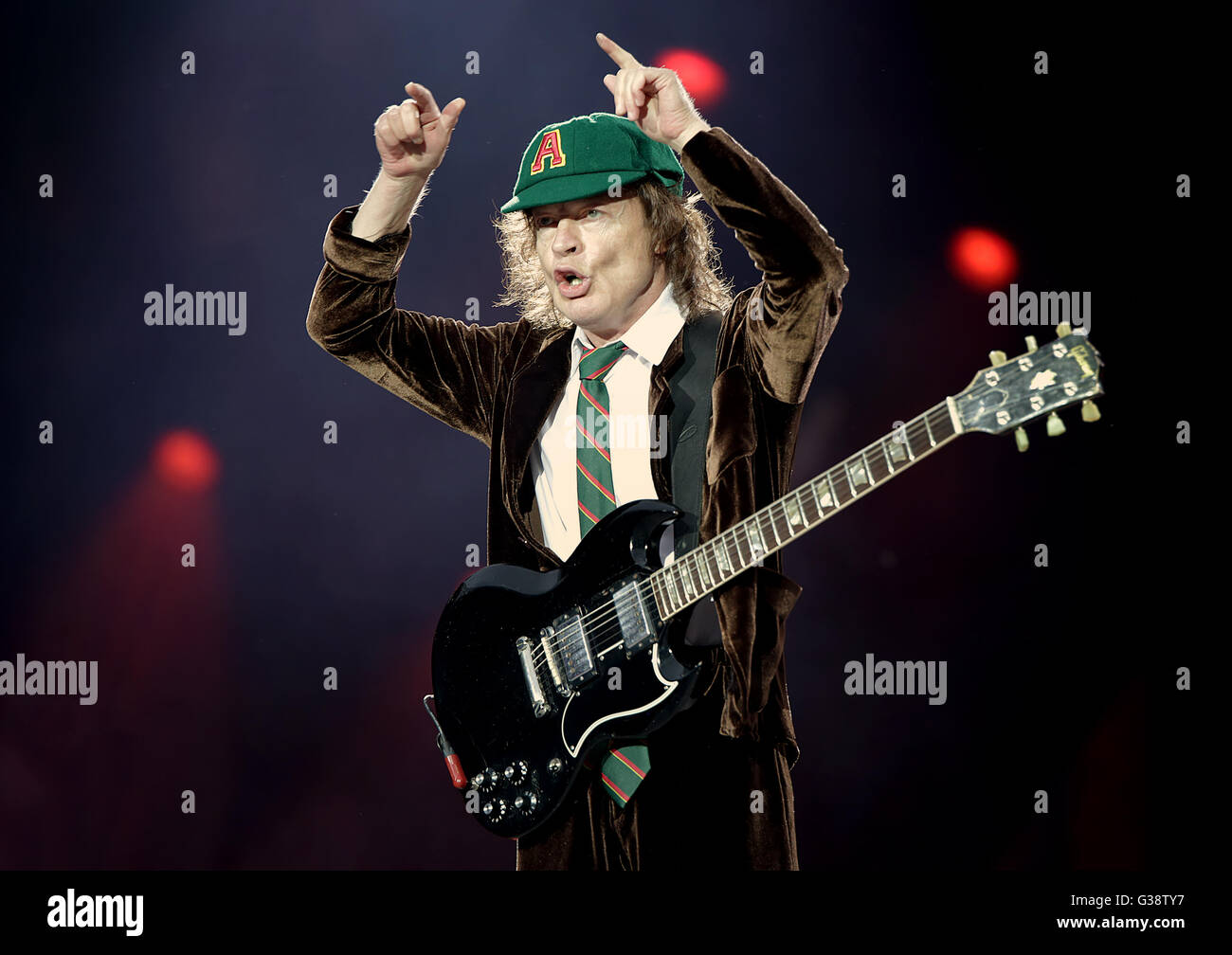 Ac dc hi-res stock photography and images - Alamy