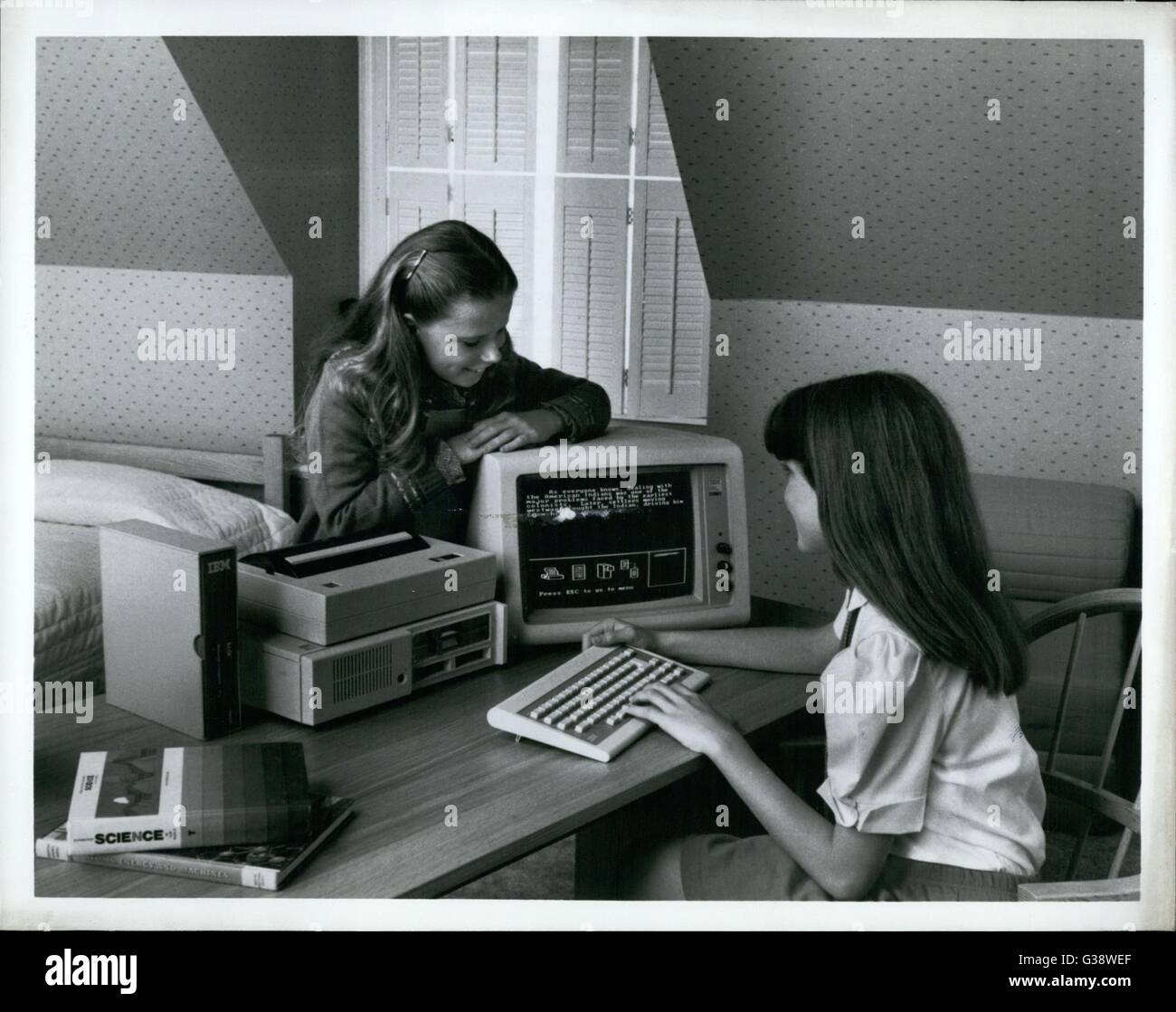 Historical desktop computer hi-res stock photography and images - Alamy