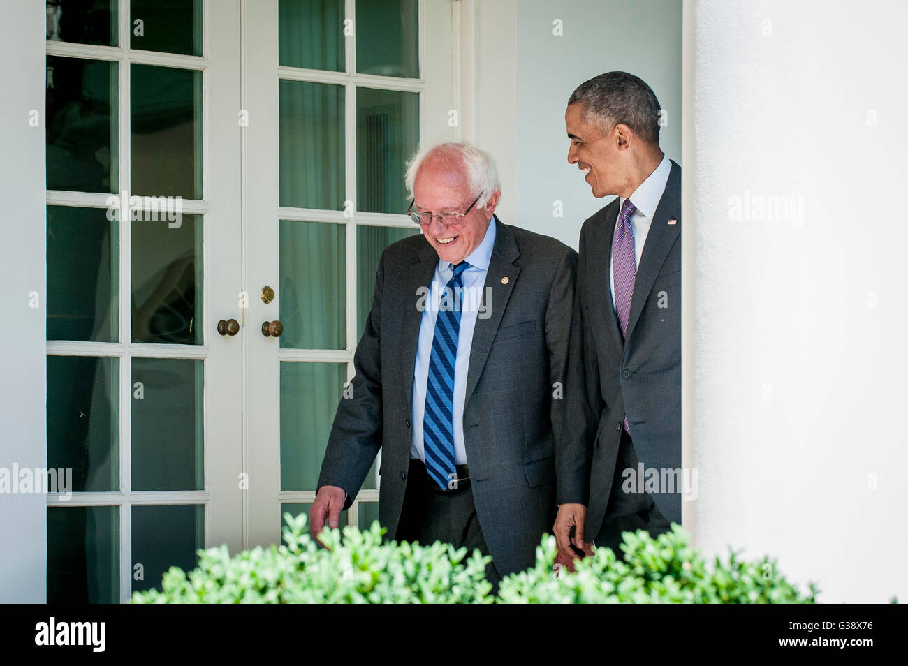 United States President Barack Obama and US Senator Bernie Sanders ...
