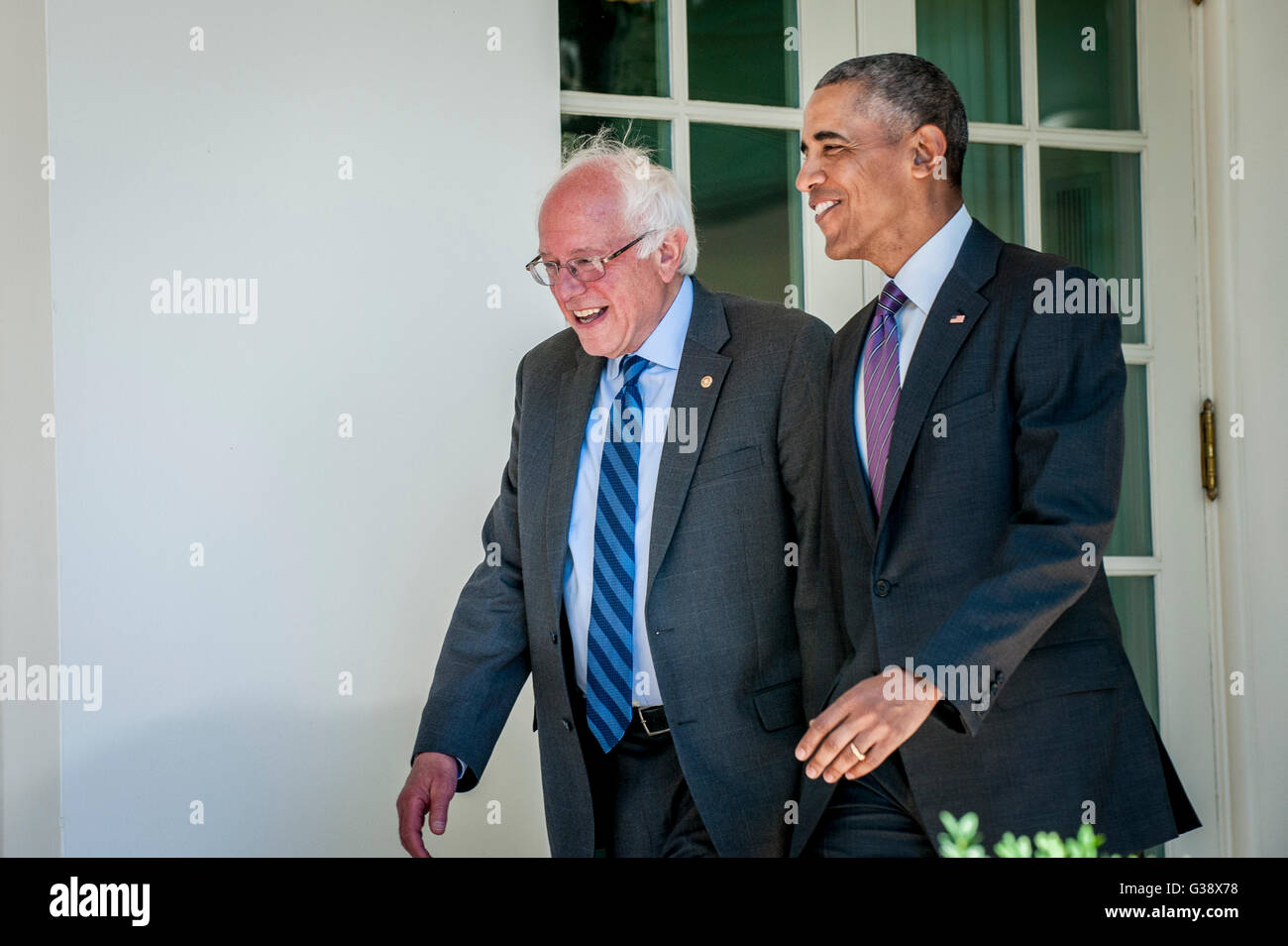 United States President Barack Obama and US Senator Bernie Sanders ...