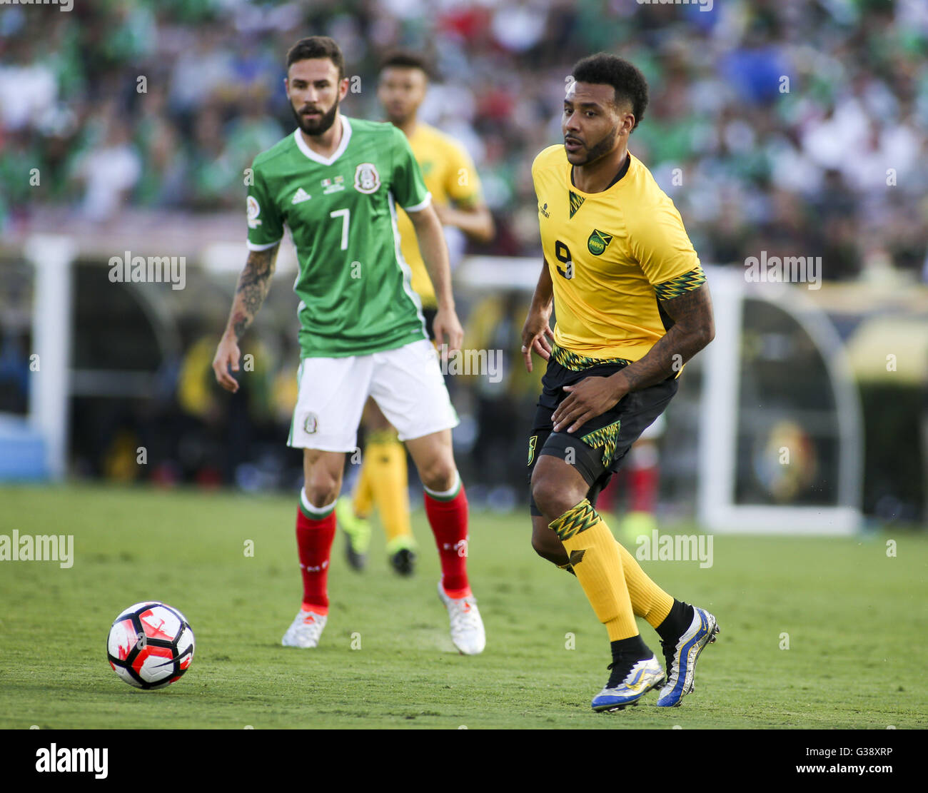 Giles barnes hi-res stock photography and images - Alamy
