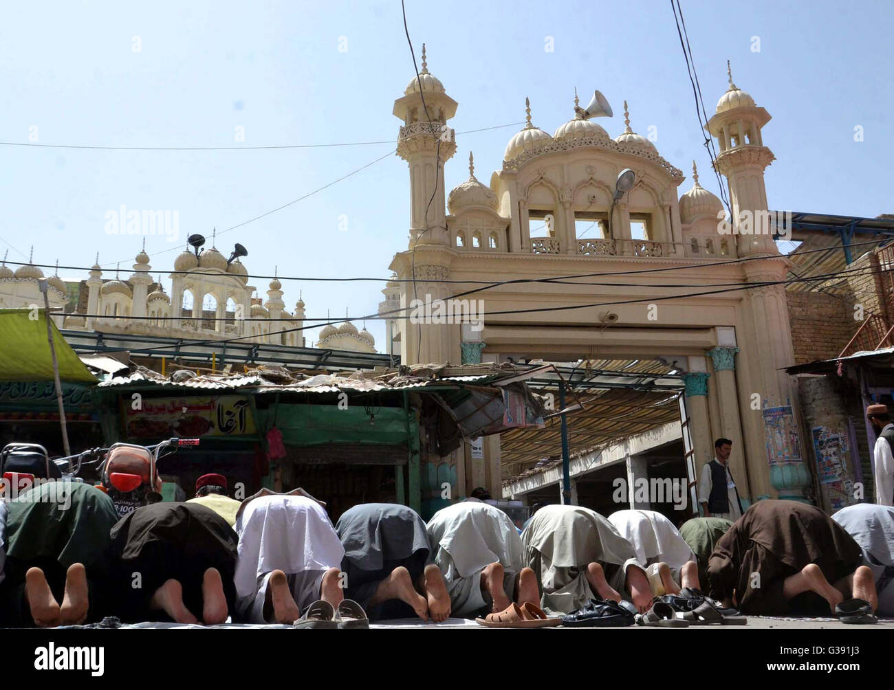 Salat e jumma hi-res stock photography and images - Alamy