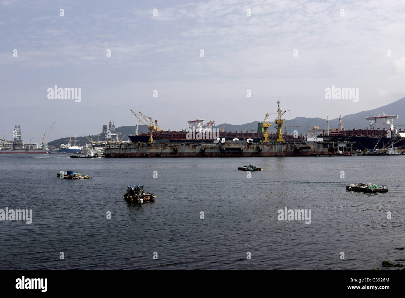 Geoje, Gyeongnam, South Korea. 7th June, 2016. Ships under construction ...